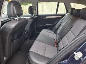 Blue Mercedes-Benz c-220 2014 in Vilnius, with an engine capacity of 2.14 L and mileage of 300 thousand km for 5900 €, photo 26 on AUTOMOTO.COM.LV