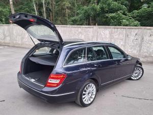 Blue Mercedes-Benz c-220 2014 in Vilnius, with an engine capacity of 2.14 L and mileage of 300 thousand km for 5900 €, photo 31 on AUTOMOTO.COM.LV