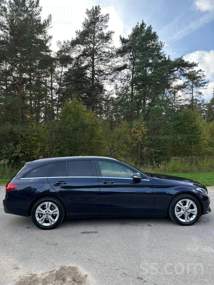 Zils Mercedes-Benz c-220 2014 Jēkabpils, ar dzinēja tilpumu 2.20 L un nobraukumu 357 tūkst. km par 10500 €, foto 5 vietnē AUTOMOTO.COM.LV