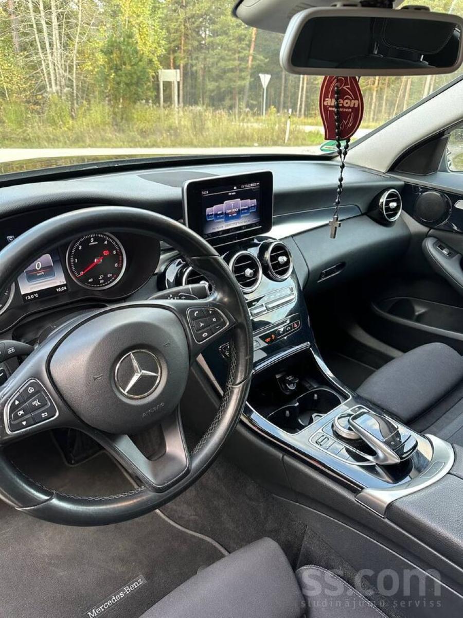 Zils Mercedes-Benz c-220 2014 Jēkabpils, ar dzinēja tilpumu 2.20 L un nobraukumu 357 tūkst. km par 10500 €, foto 10 vietnē AUTOMOTO.COM.LV