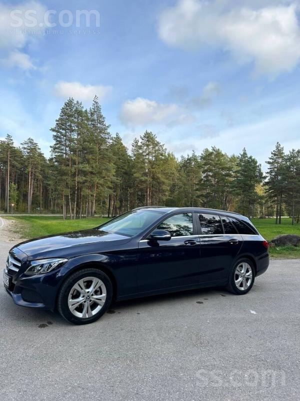Blue Mercedes-Benz c-220 2014 in Jekabpils, with an engine capacity of 2.20 L and mileage of 356 thousand km for 9900 €, photo 8 on AUTOMOTO.COM.LV
