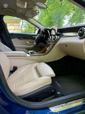 Blue Mercedes-Benz c-220 2015 in Vilnius, with an engine capacity of 2.14 L and mileage of 330 thousand km for 10950 €, photo 14 on AUTOMOTO.COM.LV