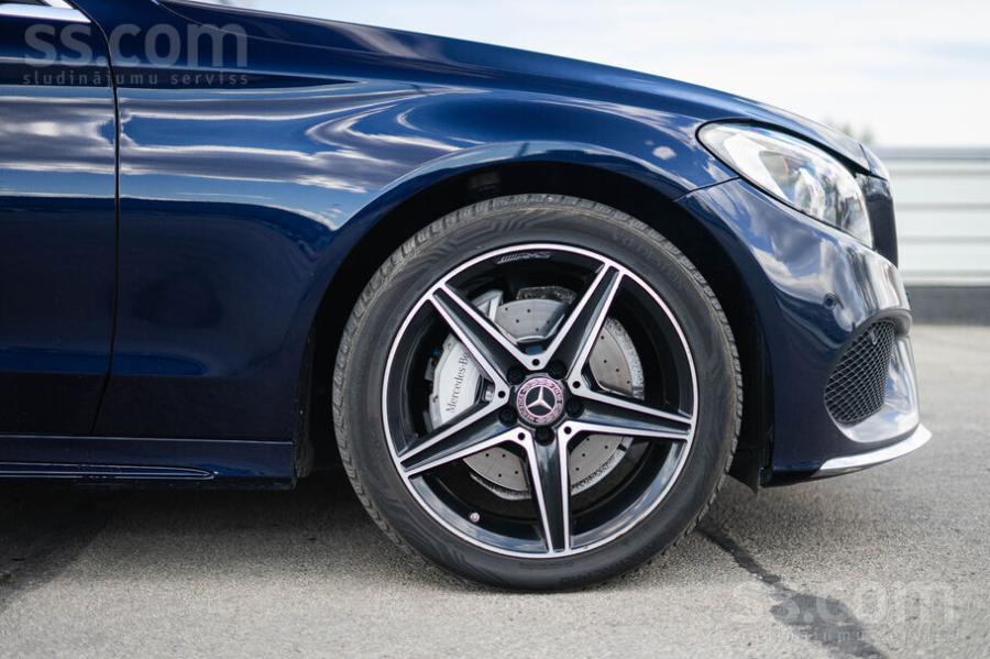 Blue Mercedes-Benz c-220 2018 in Riga, with an engine capacity of 2.20 L and mileage of 288 thousand km for 14990 €, photo 9 on AUTOMOTO.COM.LV