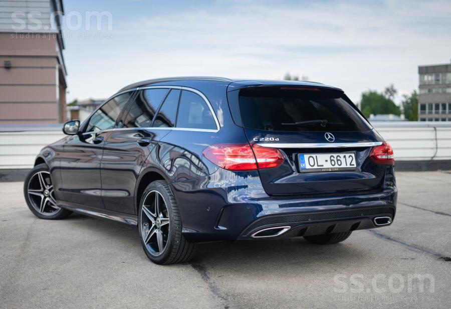 Blue Mercedes-Benz c-220 2018 in Riga, with an engine capacity of 2.20 L and mileage of 288 thousand km for 14990 €, photo 11 on AUTOMOTO.COM.LV
