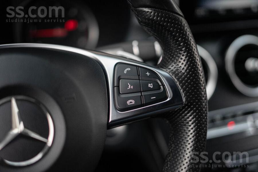 Blue Mercedes-Benz c-220 2018 in Riga, with an engine capacity of 2.20 L and mileage of 288 thousand km for 14990 €, photo 17 on AUTOMOTO.COM.LV