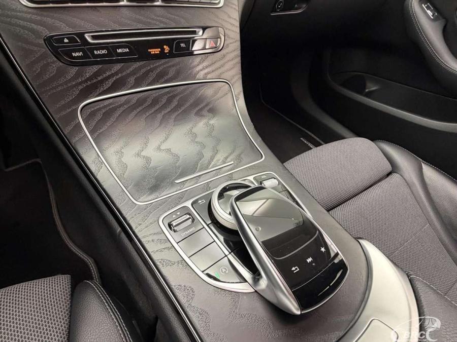Zils Mercedes-Benz c-220 2018 Viļņa, ar dzinēja tilpumu 2.14 L un nobraukumu 271 tūkst. km par 12500 €, foto 28 vietnē AUTOMOTO.COM.LV