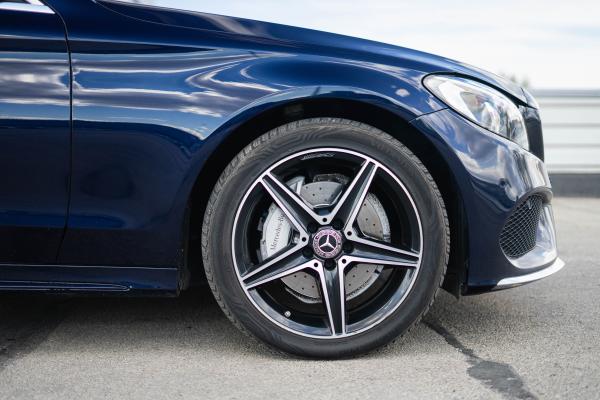 Zils Mercedes-Benz c-220 2018 Rīga, ar dzinēja tilpumu 2.20 L un nobraukumu 288 tūkst. km par 14990 €, foto 7 vietnē AUTOMOTO.COM.LV