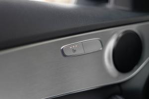 Синий Мерседес Ц 220 2018 в Рига, объемом двигателя 2.20 л и пробегом 288 тыс. км за 14990 €, фото 28 на AUTOMOTO.COM.LV