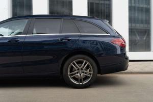 Blue Mercedes-Benz c-220 2018 in Vilnius, with an engine capacity of 1.95 L and mileage of 184 thousand km for 15490 €, photo 11 on AUTOMOTO.COM.LV