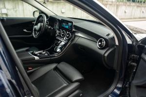 Blue Mercedes-Benz c-220 2018 in Vilnius, with an engine capacity of 1.95 L and mileage of 184 thousand km for 15490 €, photo 16 on AUTOMOTO.COM.LV