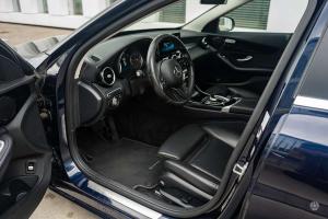 Blue Mercedes-Benz c-220 2018 in Vilnius, with an engine capacity of 1.95 L and mileage of 184 thousand km for 15490 €, photo 17 on AUTOMOTO.COM.LV
