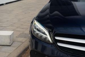 Blue Mercedes-Benz c-220 2018 in Vilnius, with an engine capacity of 1.95 L and mileage of 184 thousand km for 15490 €, photo 30 on AUTOMOTO.COM.LV