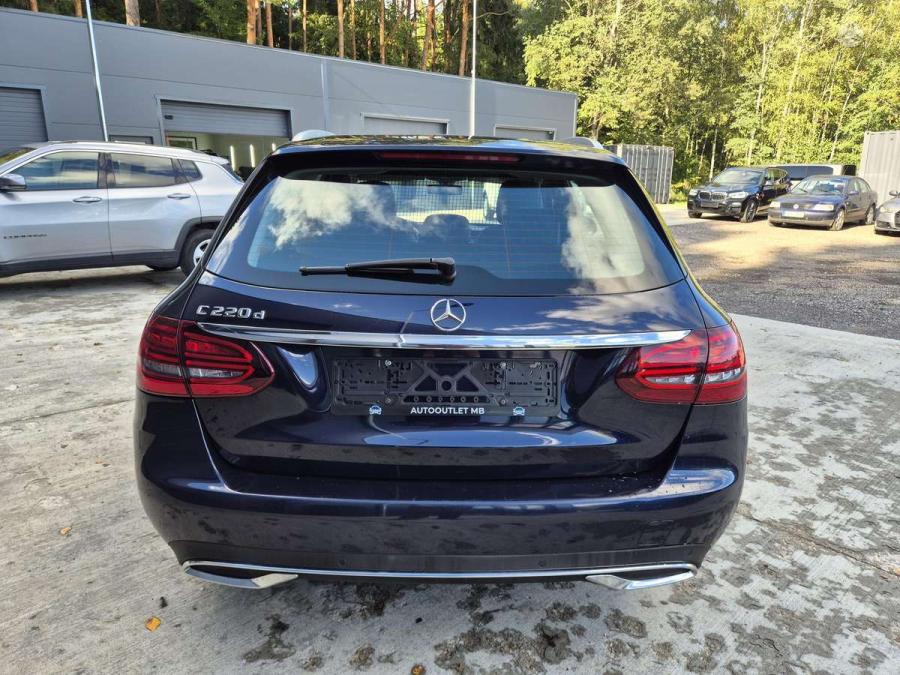 Zils Mercedes-Benz c-220 2018 Utena, ar dzinēja tilpumu 1.95 L un nobraukumu 321 tūkst. km par 11990 €, foto 9 vietnē AUTOMOTO.COM.LV
