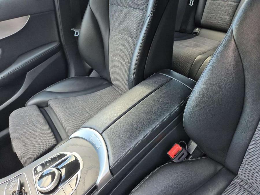 Zils Mercedes-Benz c-220 2018 Utena, ar dzinēja tilpumu 1.95 L un nobraukumu 321 tūkst. km par 11990 €, foto 24 vietnē AUTOMOTO.COM.LV