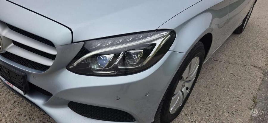 Zils Mercedes-Benz c-220 2018 Viļņa, ar dzinēja tilpumu 2.14 L un nobraukumu 268 tūkst. km par 10200 €, foto 10 vietnē AUTOMOTO.COM.LV