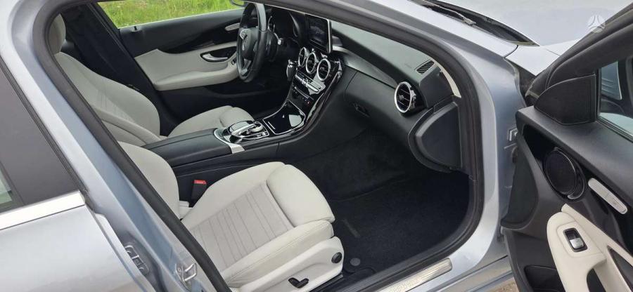 Zils Mercedes-Benz c-220 2018 Viļņa, ar dzinēja tilpumu 2.14 L un nobraukumu 268 tūkst. km par 10200 €, foto 16 vietnē AUTOMOTO.COM.LV