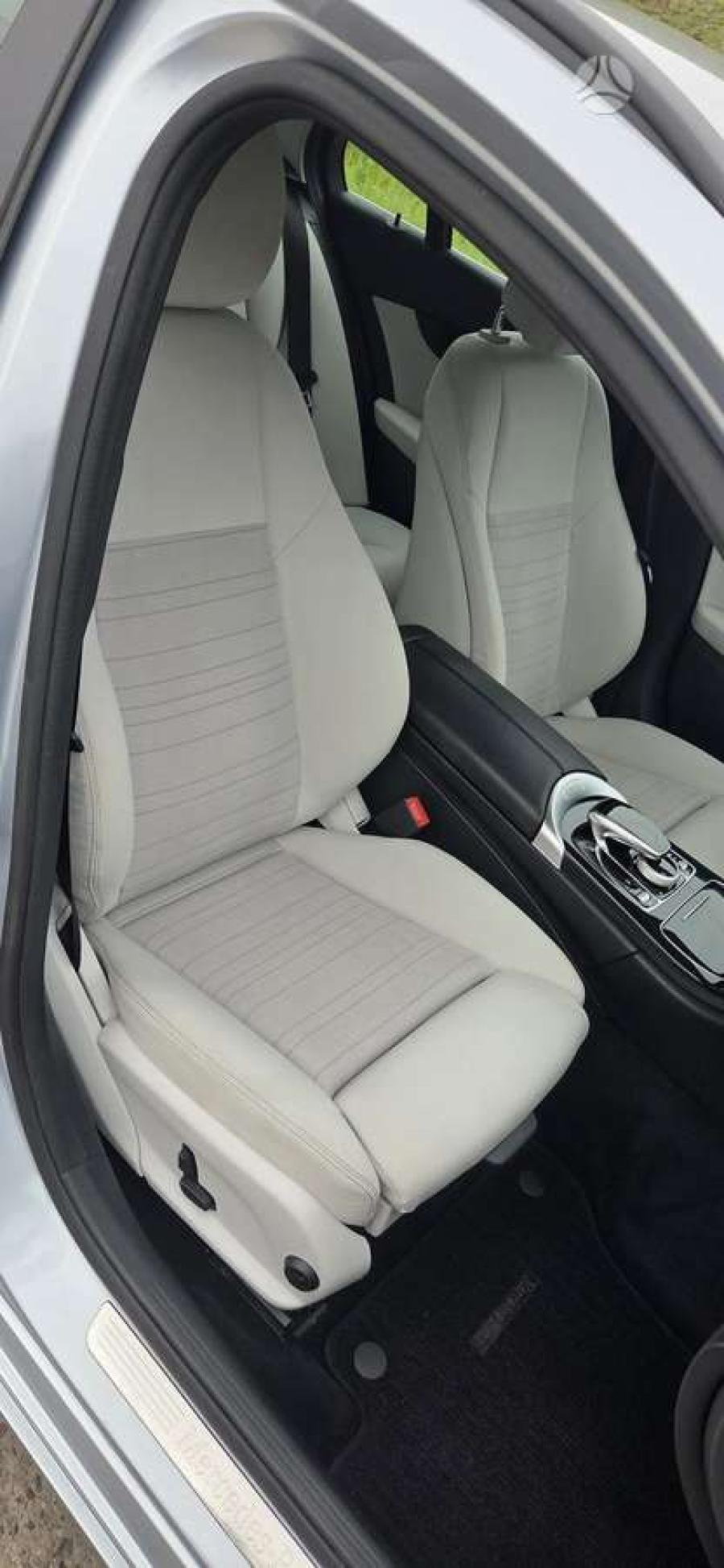 Zils Mercedes-Benz c-220 2018 Viļņa, ar dzinēja tilpumu 2.14 L un nobraukumu 268 tūkst. km par 10200 €, foto 17 vietnē AUTOMOTO.COM.LV