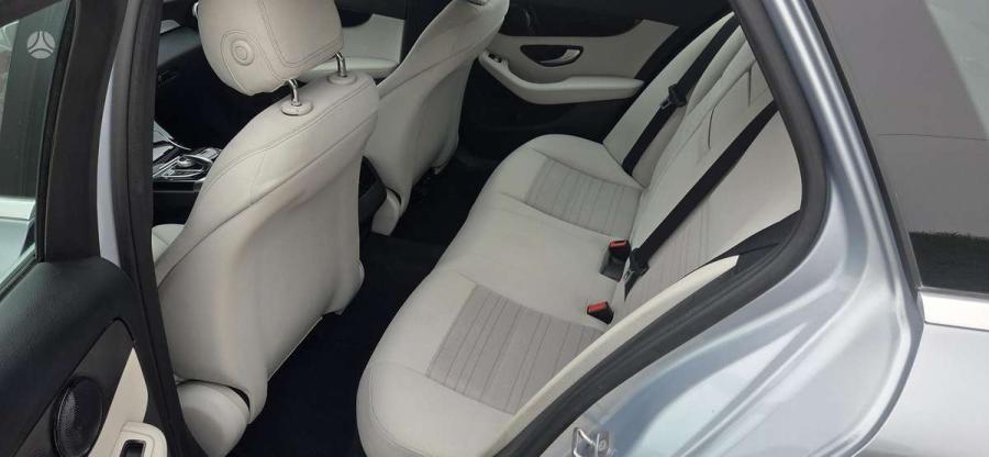 Zils Mercedes-Benz c-220 2018 Viļņa, ar dzinēja tilpumu 2.14 L un nobraukumu 268 tūkst. km par 10200 €, foto 18 vietnē AUTOMOTO.COM.LV