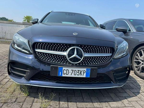 Zils Mercedes-Benz c-220 2021 Kauņa, ar dzinēja tilpumu 2.00 L un nobraukumu 69 tūkst. km par 22500 €, foto 3 vietnē AUTOMOTO.COM.LV