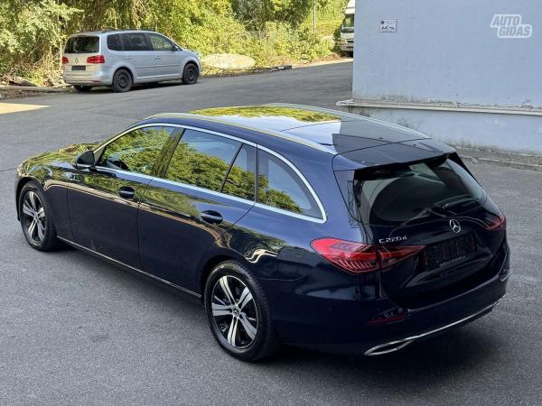 Blue Mercedes-Benz c-220 2022 in Kaunas, with an engine capacity of 2.00 L and mileage of 83 thousand km for 30537 €, photo 4 on AUTOMOTO.COM.LV