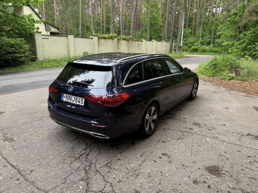 Синий Мерседес Ц 220 2022 в Вильнюс, объемом двигателя 2.20 л и пробегом 194 тыс. км за 18500 €, фото 6 на AUTOMOTO.COM.LV