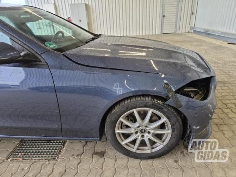 Zils Mercedes-Benz c-220 2023 Viļņa, ar dzinēja tilpumu 2.00 L un nobraukumu 95 tūkst. km par 19100 €, foto 11 vietnē AUTOMOTO.COM.LV