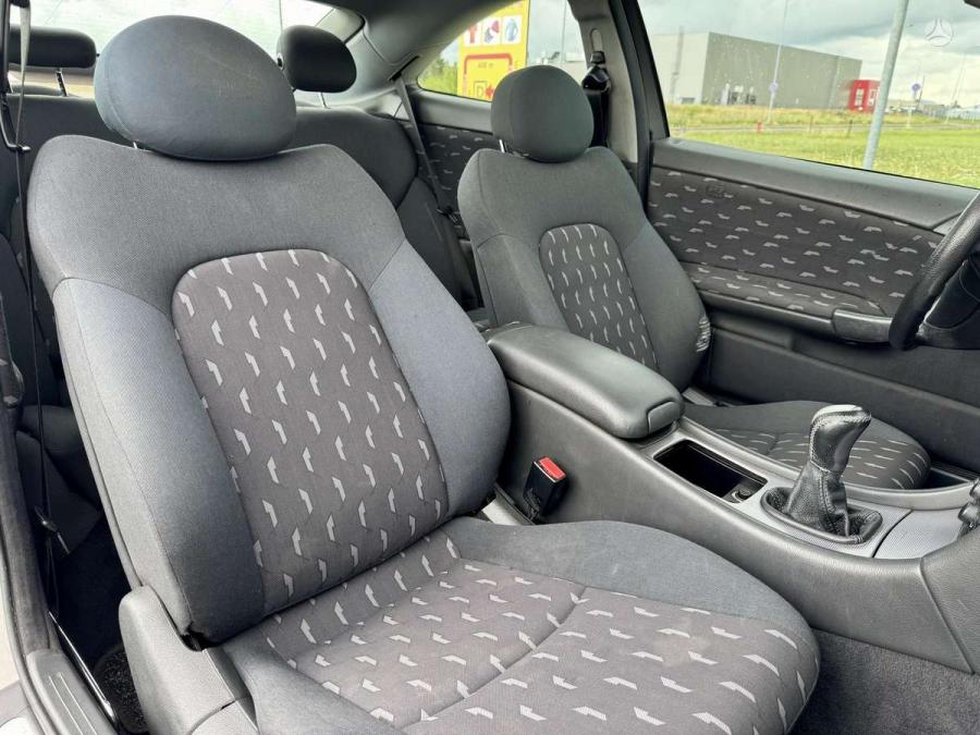 Brūns Mercedes-Benz c-220 2003 Panevēža, ar dzinēja tilpumu 2.15 L un nobraukumu 343 tūkst. km par 1150 €, foto 16 vietnē AUTOMOTO.COM.LV