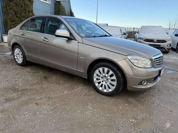 Brūns Mercedes-Benz c-220 2007 Jurbarkas, ar dzinēja tilpumu 2.15 L un nobraukumu 272 tūkst. km par 3799 €, foto 6 vietnē AUTOMOTO.COM.LV