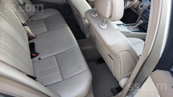 Brown Mercedes-Benz c-220 2007 in Riga, with an engine capacity of 2.20 L and mileage of 355 thousand km for 4450 €, photo 10 on AUTOMOTO.COM.LV