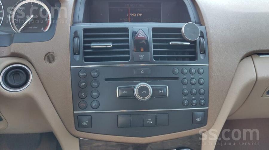 Brown Mercedes-Benz c-220 2007 in Riga, with an engine capacity of 2.20 L and mileage of 355 thousand km for 4350 €, photo 7 on AUTOMOTO.COM.LV