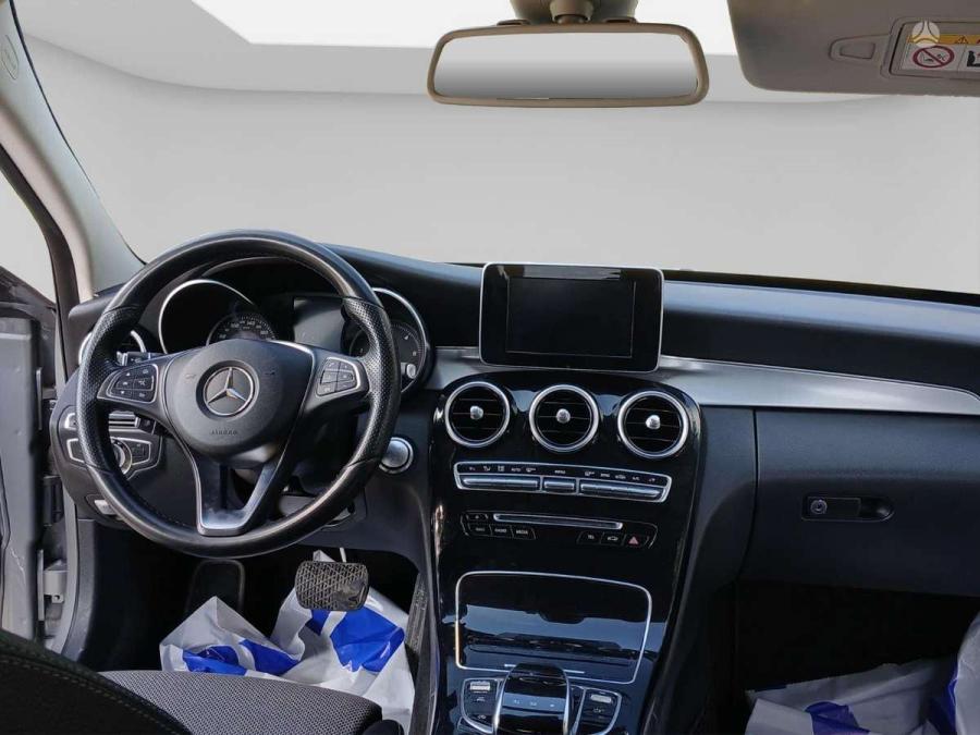 Brown Mercedes-Benz c-220 2015 in Vilnius, with an engine capacity of 1.60 L and mileage of 217 thousand km for 11800 €, photo 9 on AUTOMOTO.COM.LV