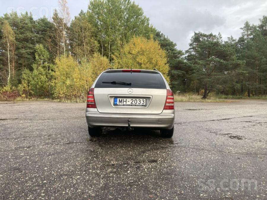 Brūns Mercedes-Benz c-220 2004 Rīga, ar dzinēja tilpumu 2.20 L un nobraukumu 254 tūkst. km par 1650 €, foto 7 vietnē AUTOMOTO.COM.LV