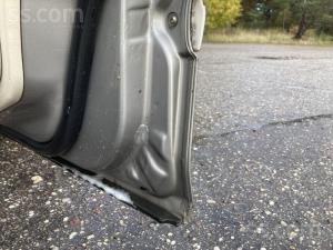 Brūns Mercedes-Benz c-220 2004 Rīga, ar dzinēja tilpumu 2.20 L un nobraukumu 254 tūkst. km par 1650 €, foto 9 vietnē AUTOMOTO.COM.LV