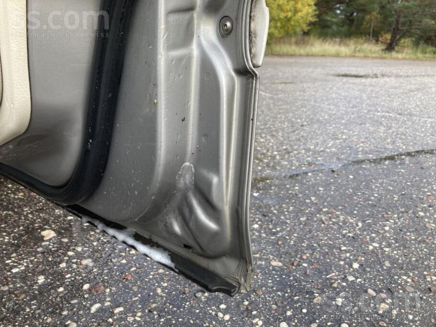Brūns Mercedes-Benz c-220 2004 Rīga, ar dzinēja tilpumu 2.20 L un nobraukumu 254 tūkst. km par 1650 €, foto 9 vietnē AUTOMOTO.COM.LV