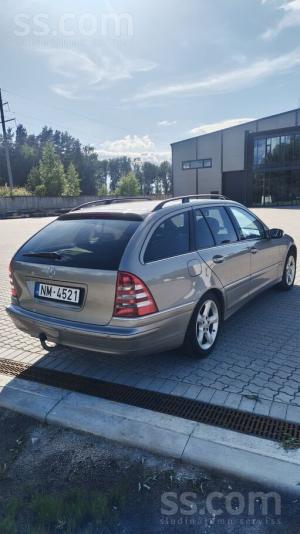 Brown Mercedes-Benz c-220 2006 in Ogre, with an engine capacity of 2.20 L and mileage of 355 thousand km for 3000 €, photo 8 on AUTOMOTO.COM.LV