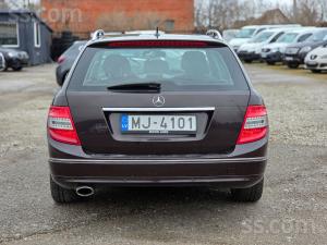 Brown Mercedes-Benz c-220 2010 in Liepaja, with an engine capacity of 2.20 L and mileage of 309 thousand km for 5000 €, photo 8 on AUTOMOTO.COM.LV