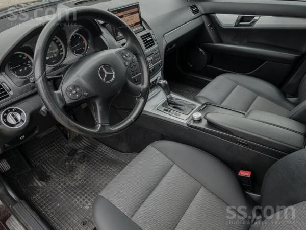 Brūns Mercedes-Benz c-220 2010 Liepāja, ar dzinēja tilpumu 2.20 L un nobraukumu 309 tūkst. km par 5000 €, foto 10 vietnē AUTOMOTO.COM.LV