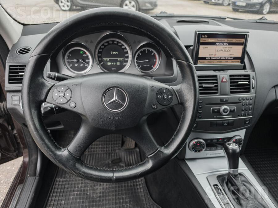 Brown Mercedes-Benz c-220 2010 in Liepaja, with an engine capacity of 2.20 L and mileage of 309 thousand km for 5000 €, photo 20 on AUTOMOTO.COM.LV