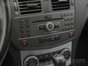 Brown Mercedes-Benz c-220 2010 in Liepaja, with an engine capacity of 2.20 L and mileage of 309 thousand km for 5000 €, photo 22 on AUTOMOTO.COM.LV