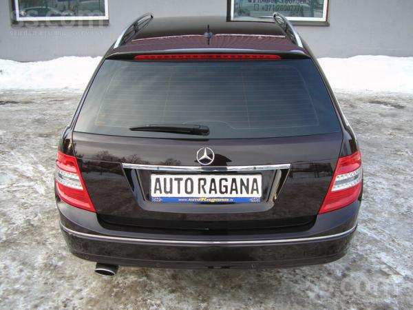 Brown Mercedes-Benz c-220 2010 in Riga, with an engine capacity of 2.20 L and mileage of 0 thousand km for 7750 €, photo 6 on AUTOMOTO.COM.LV