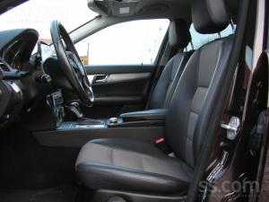 Brown Mercedes-Benz c-220 2010 in Riga, with an engine capacity of 2.20 L and mileage of 0 thousand km for 7750 €, photo 20 on AUTOMOTO.COM.LV