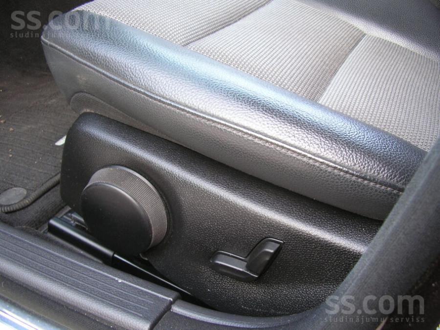 Brown Mercedes-Benz c-220 2010 in Riga, with an engine capacity of 2.20 L and mileage of 0 thousand km for 7750 €, photo 21 on AUTOMOTO.COM.LV
