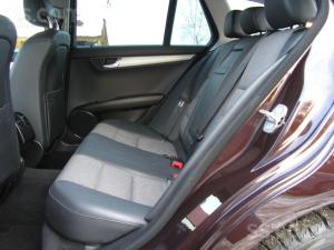 Brown Mercedes-Benz c-220 2010 in Riga, with an engine capacity of 2.20 L and mileage of 0 thousand km for 7750 €, photo 22 on AUTOMOTO.COM.LV