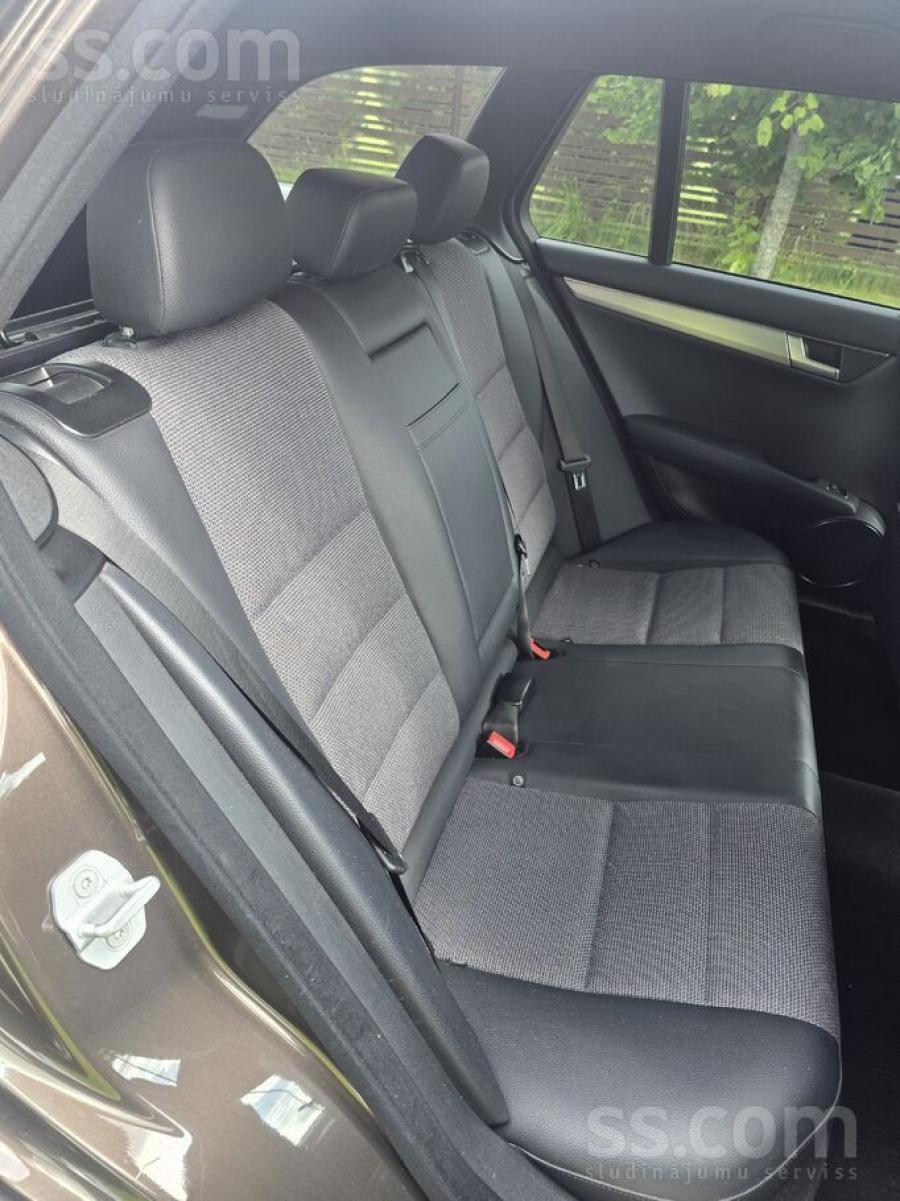 Brūns Mercedes-Benz c-220 2013 Rīga, ar dzinēja tilpumu 2.20 L un nobraukumu 241 tūkst. km par 6999 €, foto 9 vietnē AUTOMOTO.COM.LV