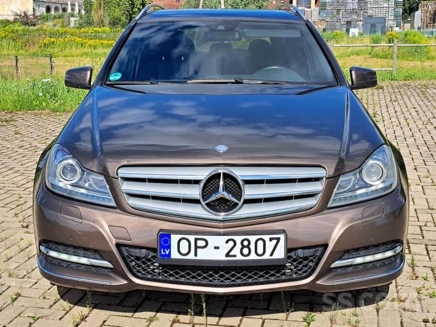 Brūns Mercedes-Benz c-220 2013 Valmiera, ar dzinēja tilpumu 2.10 L un nobraukumu 242 tūkst. km par 7800 €, foto 3 vietnē AUTOMOTO.COM.LV