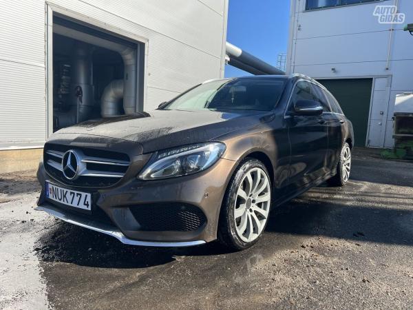 Brown Mercedes-Benz c-220 2015 in Trakai, with an engine capacity of 2.10 L and mileage of 315 thousand km for 10300 €, photo 3 on AUTOMOTO.COM.LV