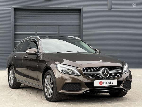 Brown Mercedes-Benz c-220 2015 in Utena, with an engine capacity of 2.20 L and mileage of 281 thousand km for 11350 €, photo 8 on AUTOMOTO.COM.LV