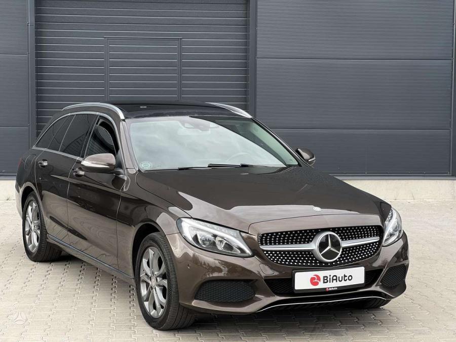 Brown Mercedes-Benz c-220 2015 in Utena, with an engine capacity of 2.20 L and mileage of 281 thousand km for 11350 €, photo 10 on AUTOMOTO.COM.LV