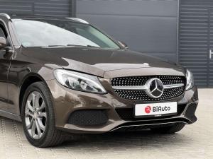 Brown Mercedes-Benz c-220 2015 in Utena, with an engine capacity of 2.20 L and mileage of 281 thousand km for 11350 €, photo 13 on AUTOMOTO.COM.LV