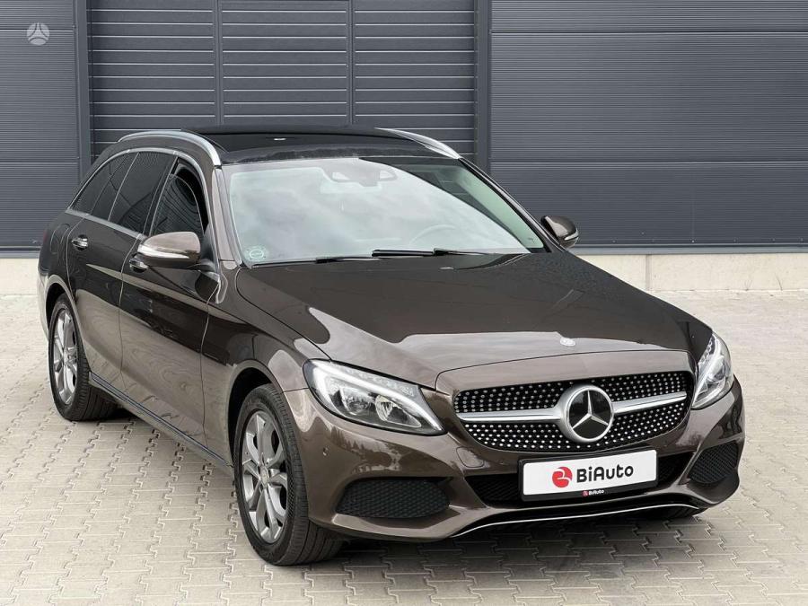Brown Mercedes-Benz c-220 2015 in Utena, with an engine capacity of 2.20 L and mileage of 281 thousand km for 11350 €, photo 15 on AUTOMOTO.COM.LV